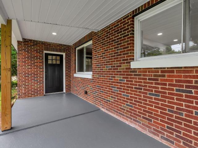 3902 Old Buncombe Road