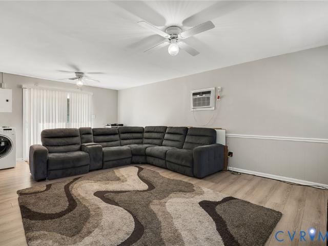 3902 Gloucester Drive