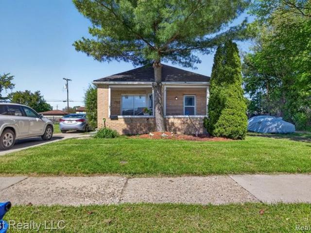 3902 Isabelle St, Inkster, MI 48141