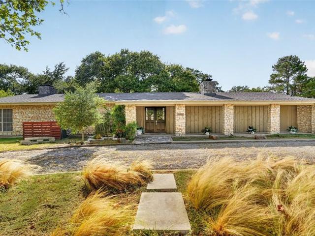 3902 Laramie Dr, Granbury, TX 76049