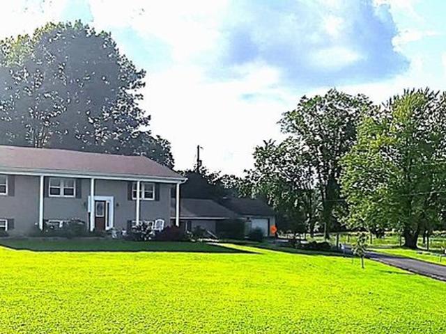 3902 S Newton Falls Rd, Diamond, OH 44412