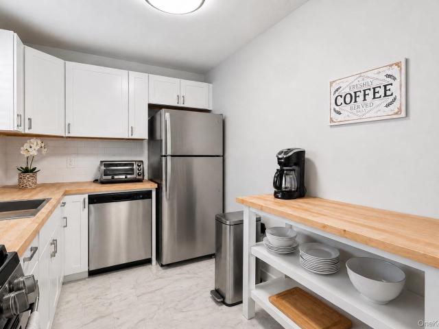 3902 Wilshire Lane H02