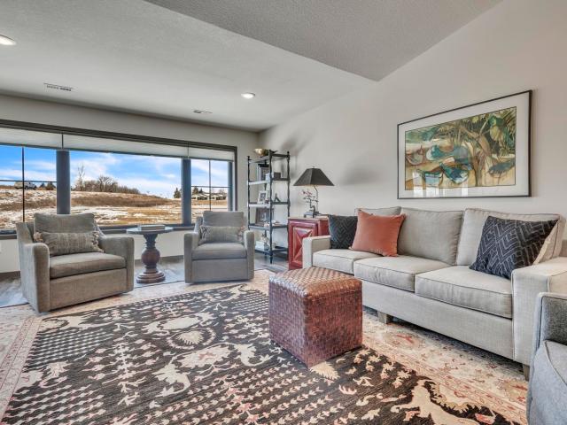 3903 Dorothy's Lane