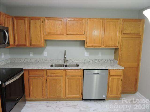 3903 Florham Place