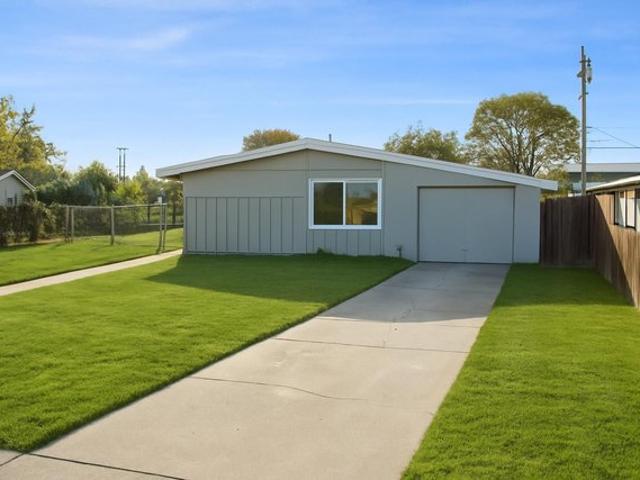 3903 Hogue Ave, Stockton, CA 95204