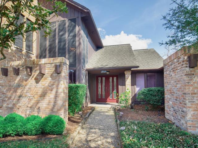 3903 Kiamesha Drive