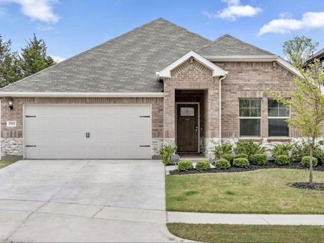 3903 Possum Dr, Farmersville, TX 75442