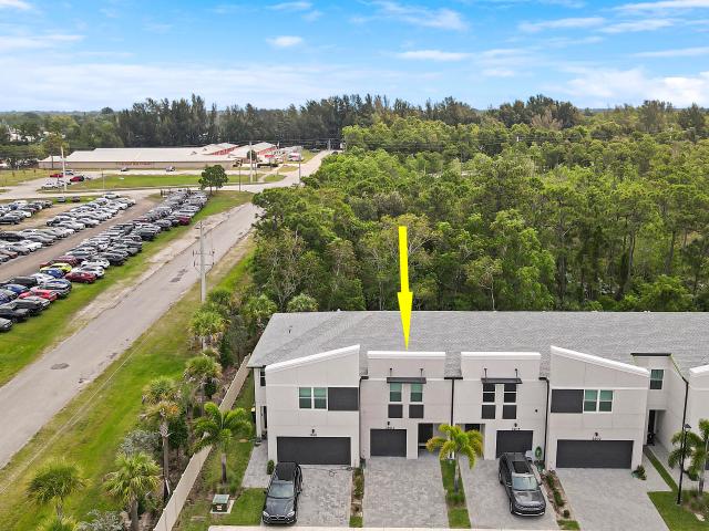 3903 SE Mentmore Ln, Stuart, FL 34997 | MLS #R11151