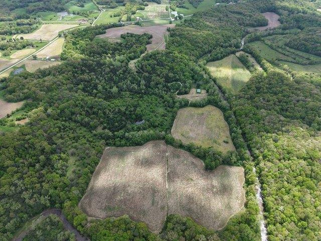 390th Ave, Mount Sterling, IL 62353