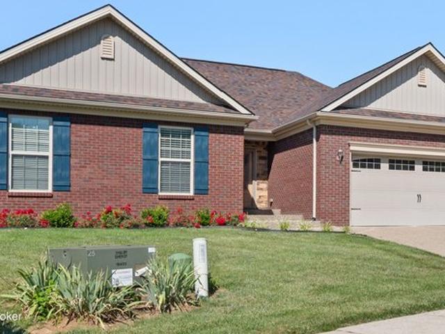 390 Cactus Ct, Shelbyville, KY 40065