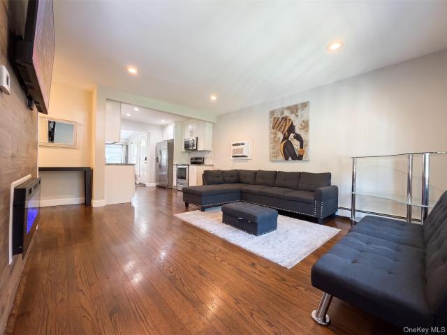 390 Central Islip Boulevard