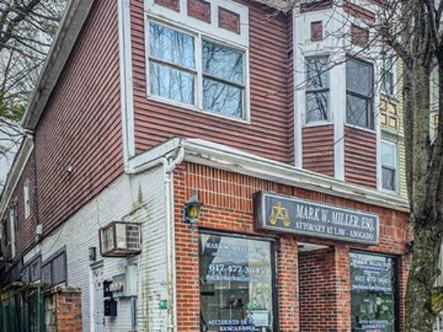 390 Centre St, Boston, MA 02130