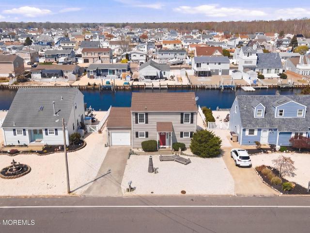 390 Bayview Ave, Bayville, NJ 08721 | MLS #22610 | Compass