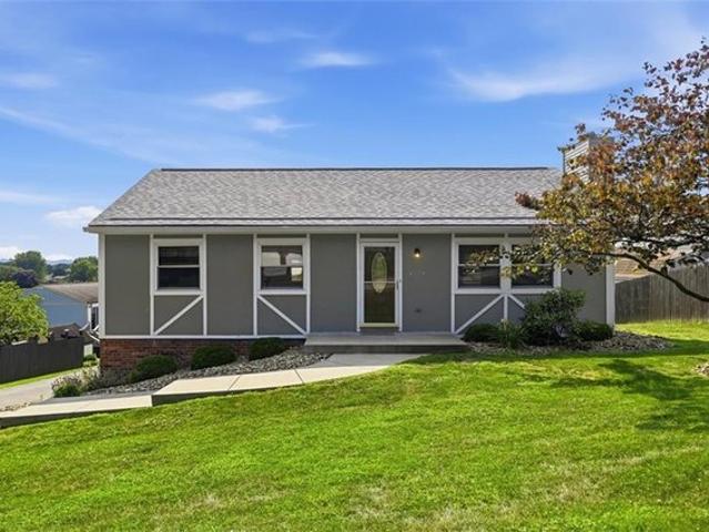 390 Gemini Dr, Freedom, PA 15042