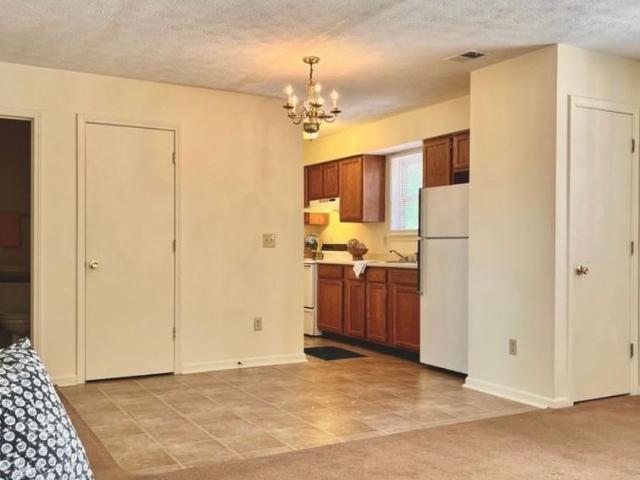 390 Gibson Ln 2 Bedroom Apartment for Rent at 390 Gibson Ln, Richmond, KY 40475