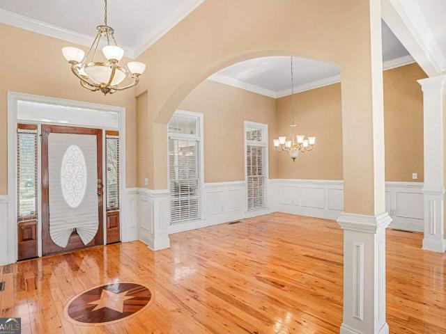 390 Glengarry Chase