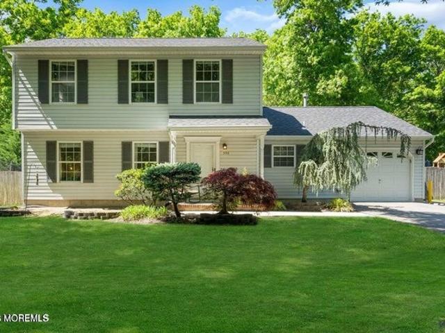 390 Grande River Blvd, Toms River, NJ 08755