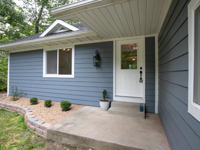 390 Dogwood Ridge