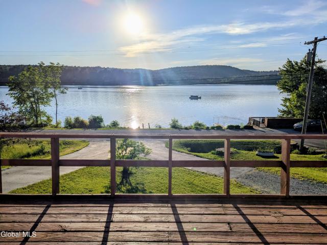 390 E Lake Road