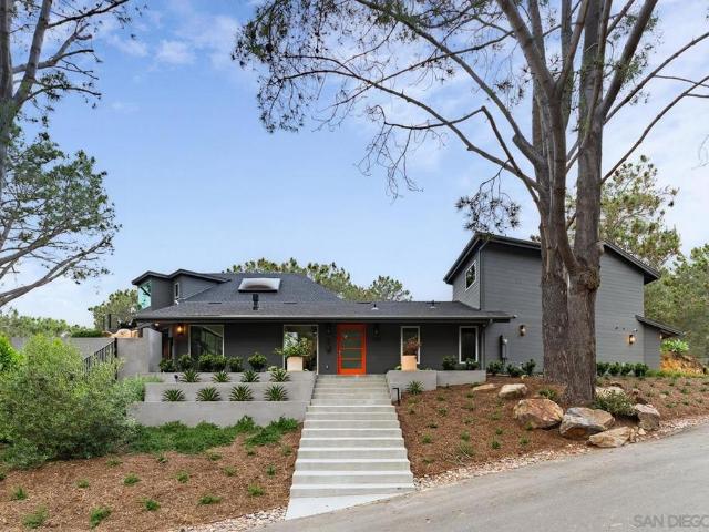 390 Hidden Pines Rd