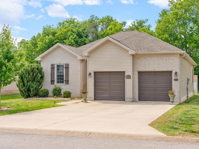 390 Irish Circle