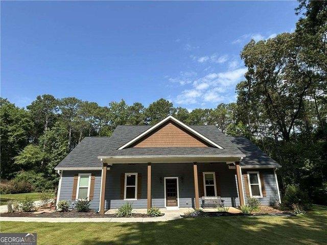 390 Lummus Rd, Covington, GA 30016