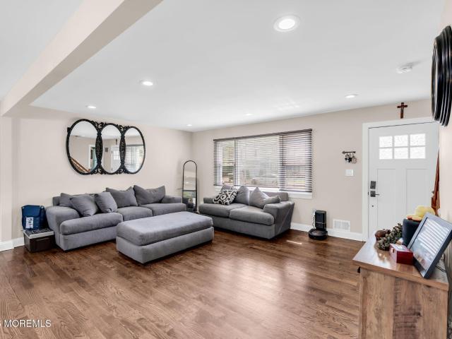 390 Mamie Drive