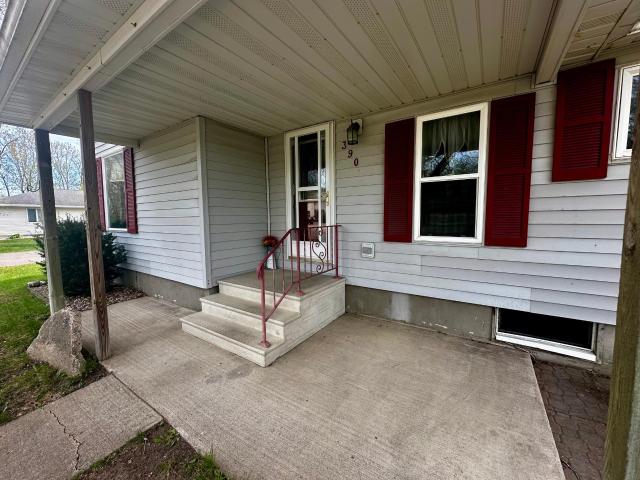 390 N Broadway Street