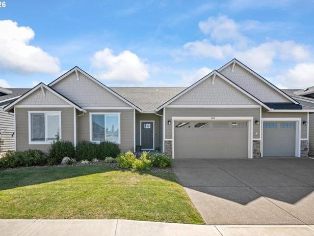 390 S 8th St, Carlton, OR 97111