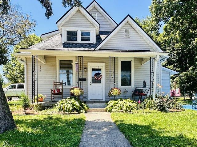 390 S Grant St, Martinsville, IN 46151