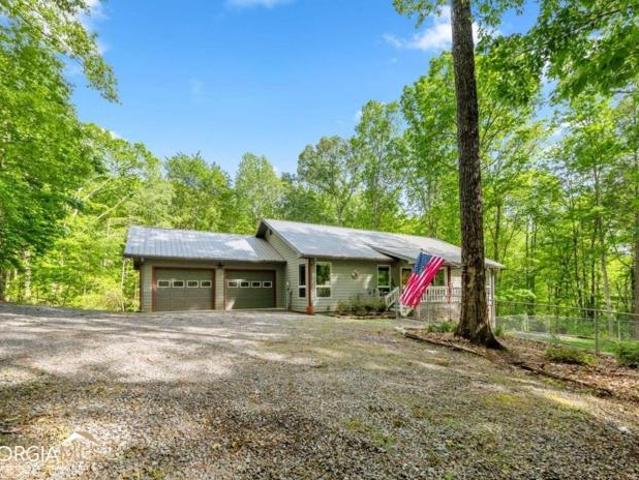 390 Songbird Ave, Blue Ridge, GA 30513