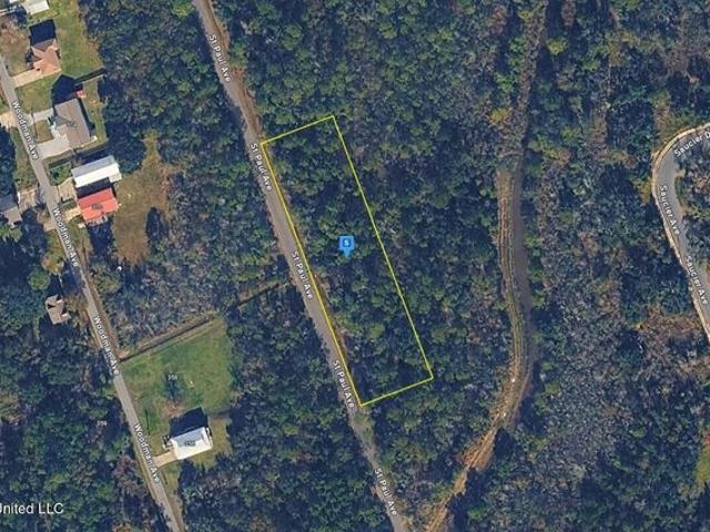 390 St Paul Ave, Pass Christian, MS 39571