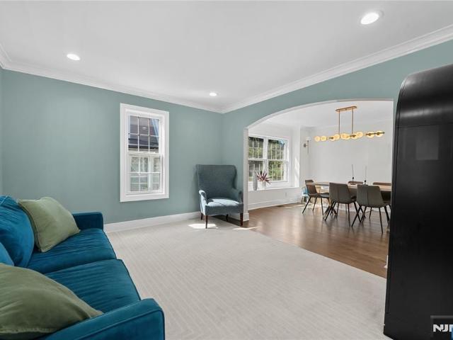 390 Prospect Street, Glen Rock, US, NJ