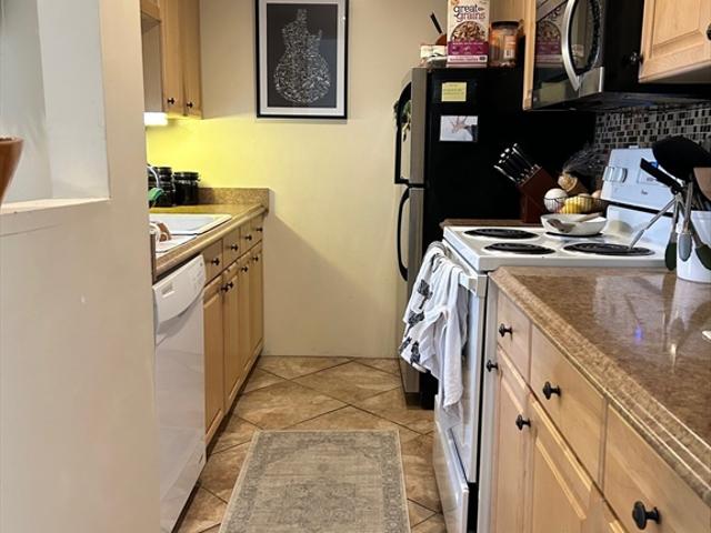 390 Riverway, Unit 8, Boston, MA 02115 | MLS #73486 | Compass