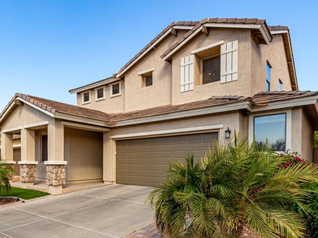390 W Wisteria Place