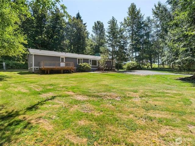 390 Van Wyck Rd, Bellingham, WA 98226