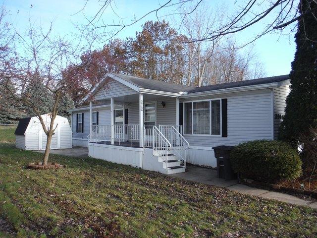 39146 Wyoming Dr, Romulus, MI 48174