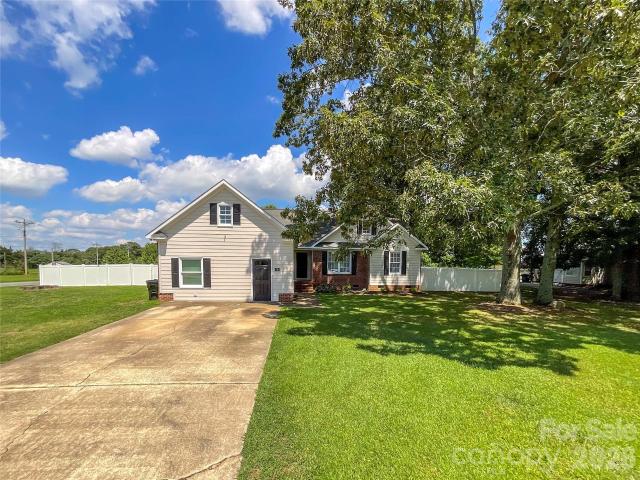 3914 Matthew Drive