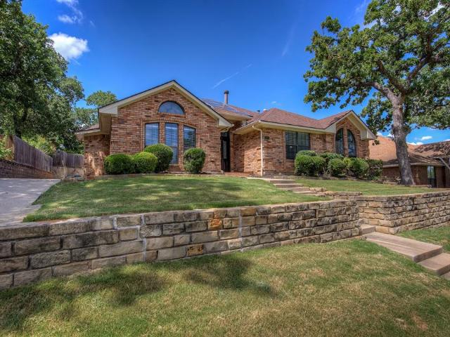 3914 Meadow Drive