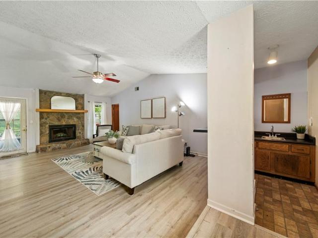 3914 N Fork Court