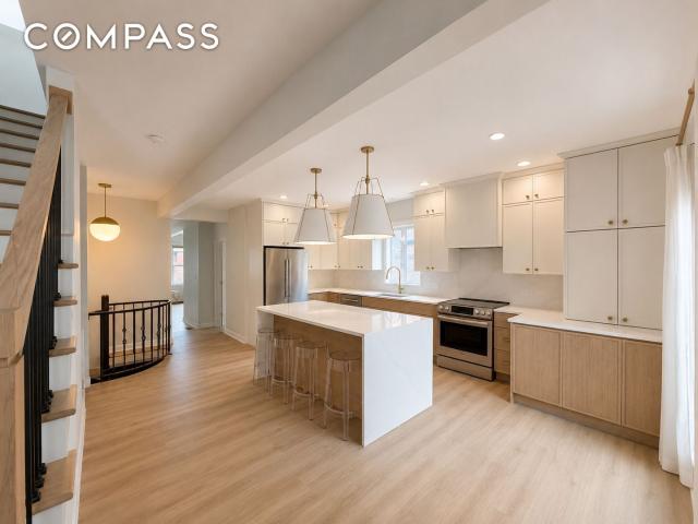 3914 N Mozart St, Chicago, IL