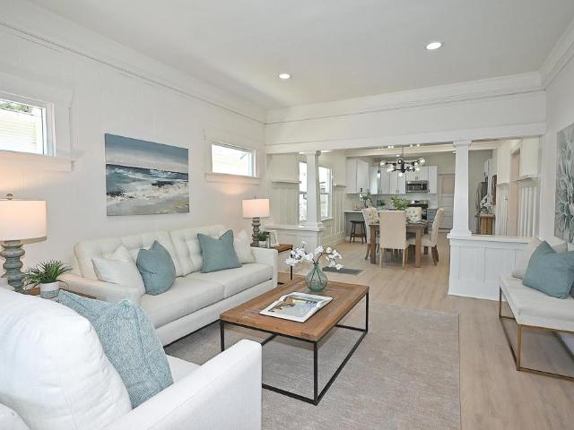 3914 Agua Vista St