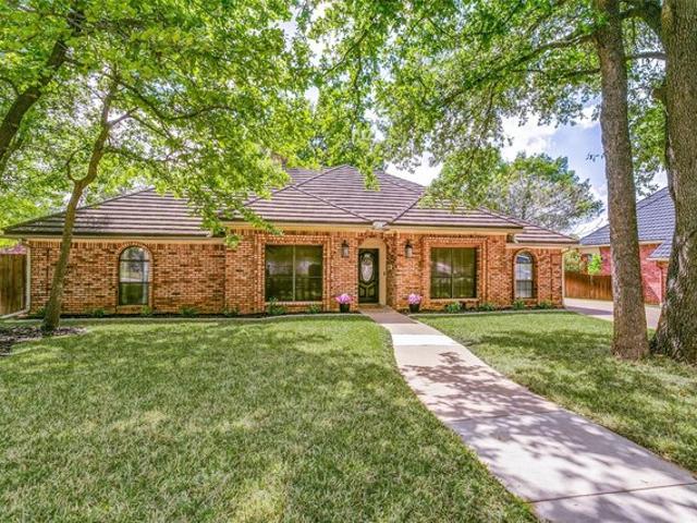 3914 Ambleside Dr, Colleyville, TX 76034