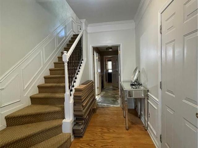 3914 Howell Park Road