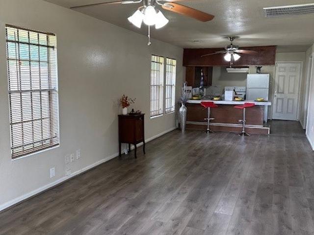 3914 Kashmere St, Houston, TX 77026 | MLS #89855 | Compass