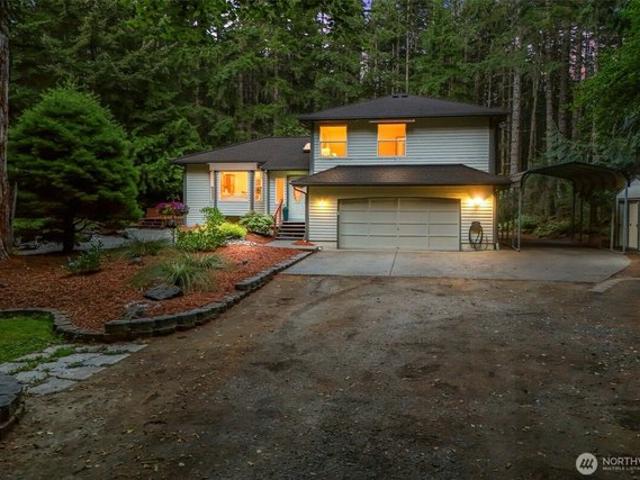 3914 SW Huckleberry Rd, Port Orchard, WA 98367