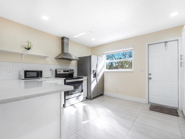 3914 Serubi Ave, Palm Springs, FL 33461 | MLS #R11164