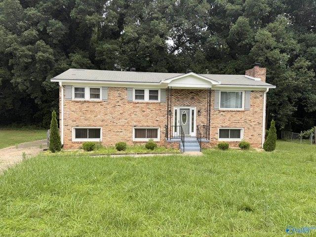 3914 Timbercrest Dr NW, Huntsville, AL 35810