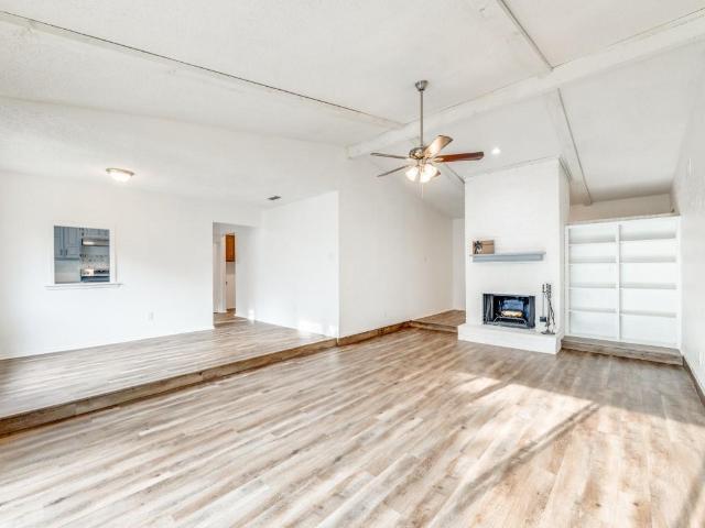3914 Willowood Lane