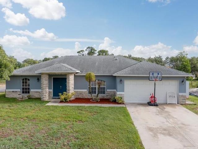3914 16th St W, Lehigh Acres, FL 33971